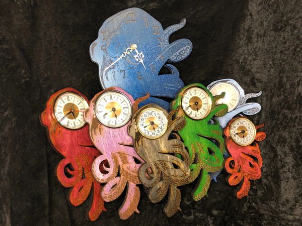 Cloctopus Wall Mounted Octopus Clock