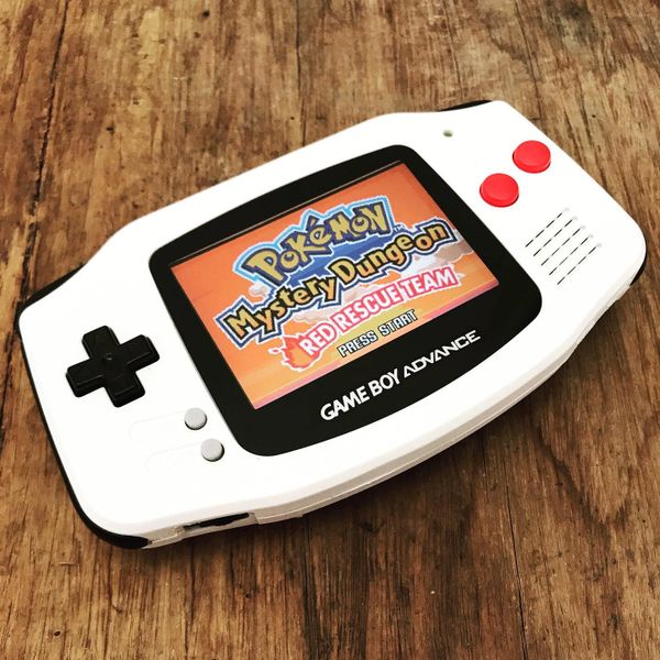 Gameboy Advance - White NES Edition IPS V2 Backlit Screen