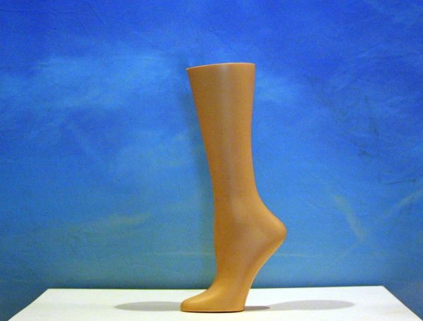 Adult Women's HW41 High Heel Form Calf High