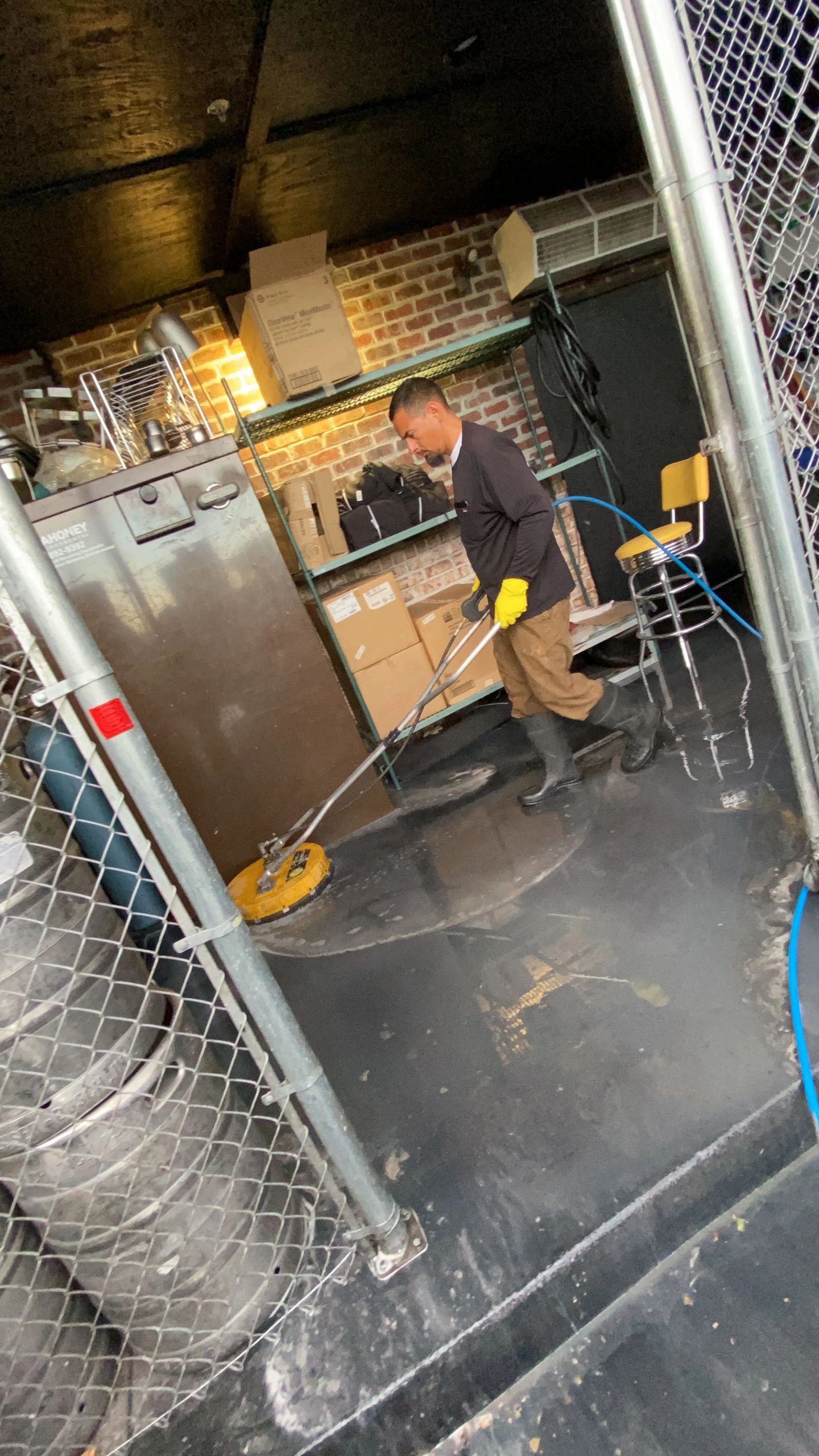 Surface Cleaning | Professional Pressurized Equipment