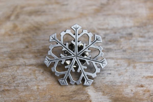 Snowflake Pin