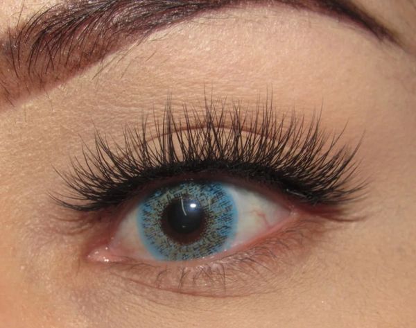 Freshtone elegance snow blue | Natural colored contacts