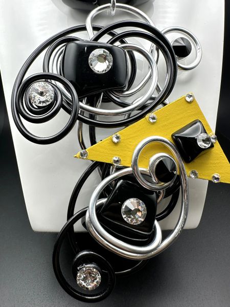 Jeff Lieb Wacky Wire Necklace-20631 | IC Collection | Unique Apparel