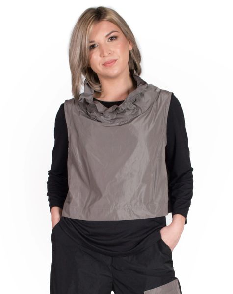 Sun Kim Wire Collar Vest-ME155 | IC Collection | Unique Apparel