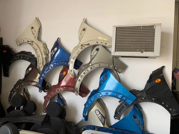 2007-2014 MINI COOPER FRONT FENDER-LEFT OR RIGHT 413527547426 4135275725