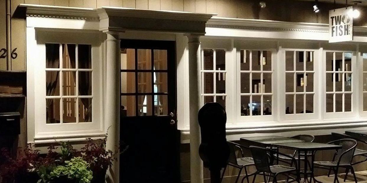 HOME [twofishbyob.com]