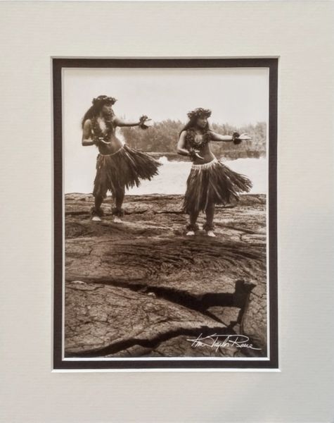 pele hula mini