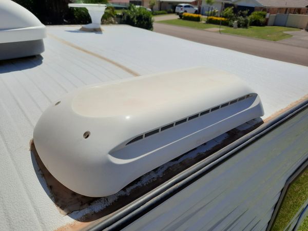 Dometic Roof Top Fridge Vent -Triple Fan Kit with Compact Digital ...