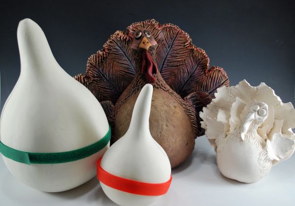 BP412 Gourd Clay Puzzling Mold Set of 2 Pointed