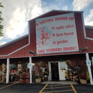 Wisconsin Dells Craft Mall - Market, Crafts, Retail