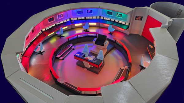 Trek TOS Bridge Lit 4.75" Playmates **Please Read Description ...