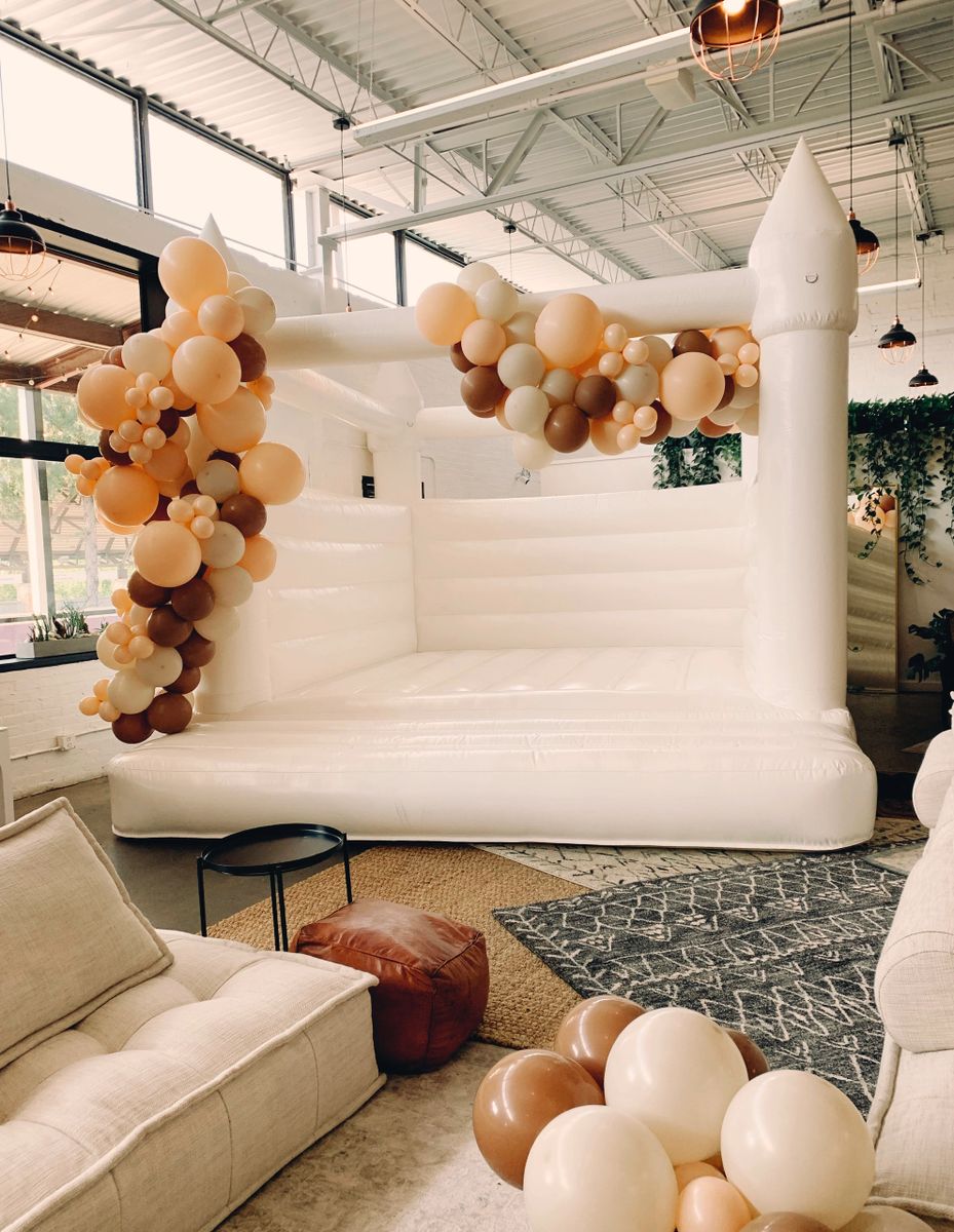 Traditional Bounce House traditional-bounce-house