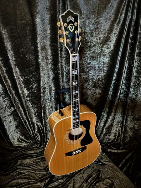 (SOLD) Guild D60 Flame Maple Archback Rare Bird 1 of 300 Highly Figured ...