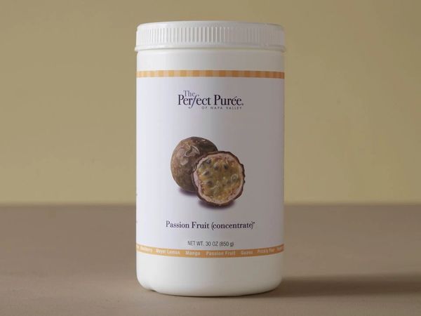 PASSION FRUIT PERFECT PUREE - 30 OZ - EACH