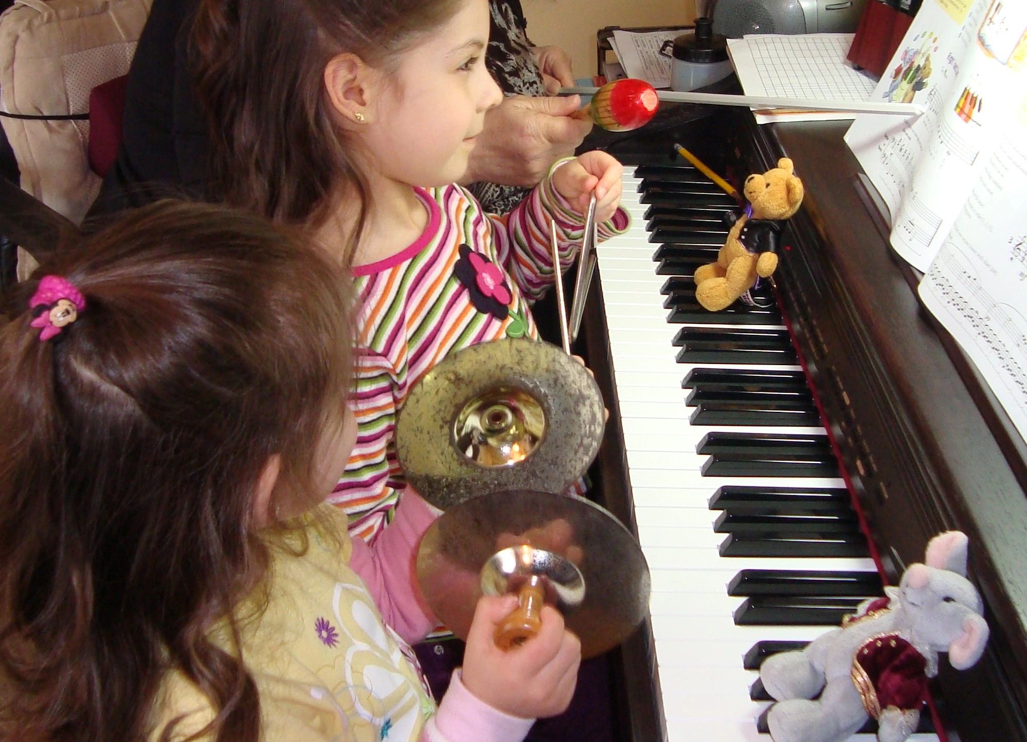 Fun preschool piano lessons!