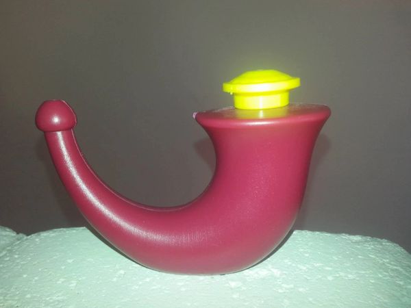 NETI POT ( PLASTIC) includes 1 x 250g bag celtic sea salt