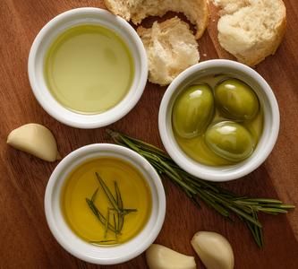 Smoked Cooking Oils - Choose from Smoked Olive Oil or Smoked Extra ...