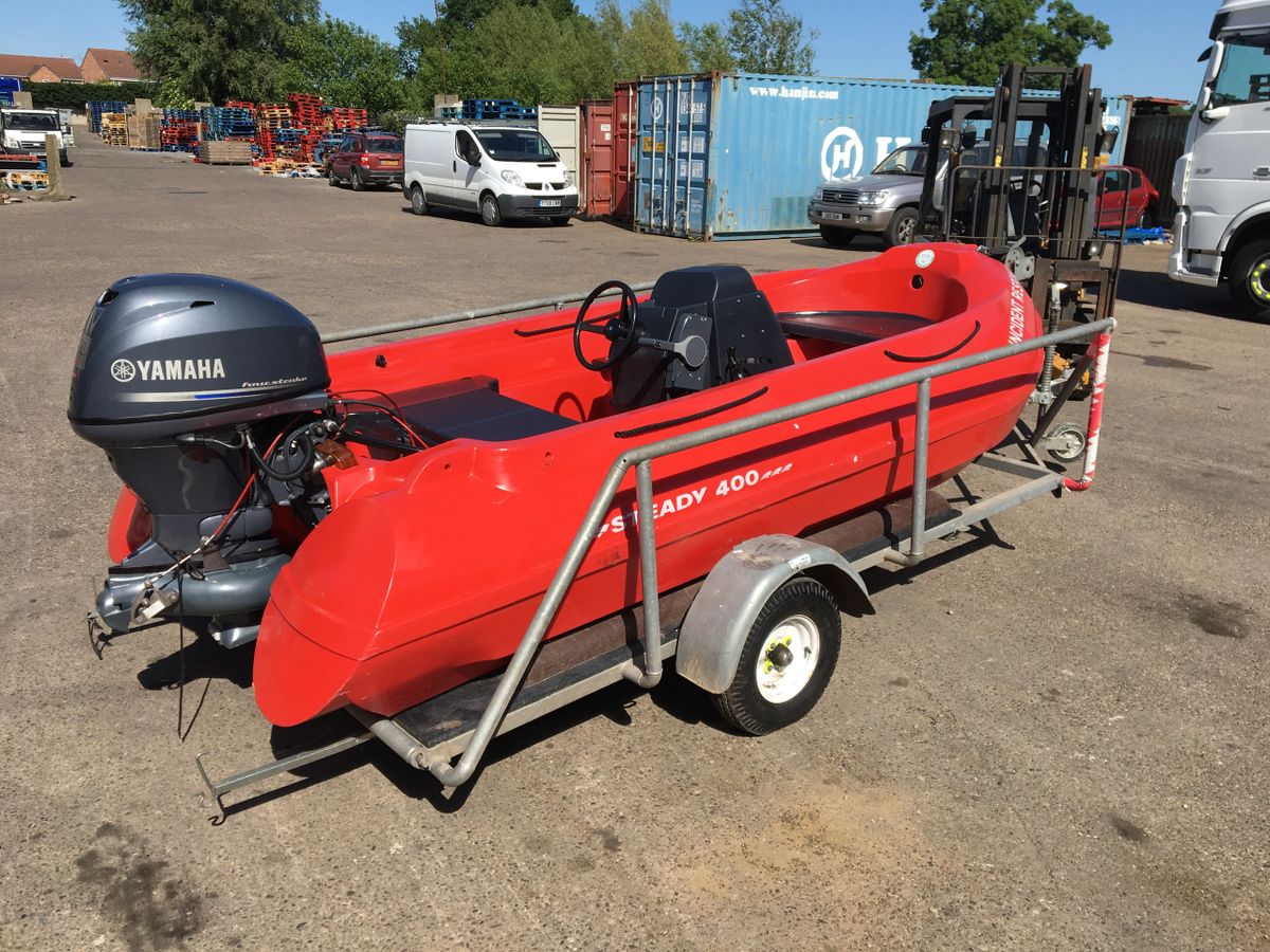 STEADY 400 BOAT 30HP YAMAHA JET DRIVE