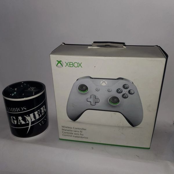 Control Xbox One Gris c/v seminuevo