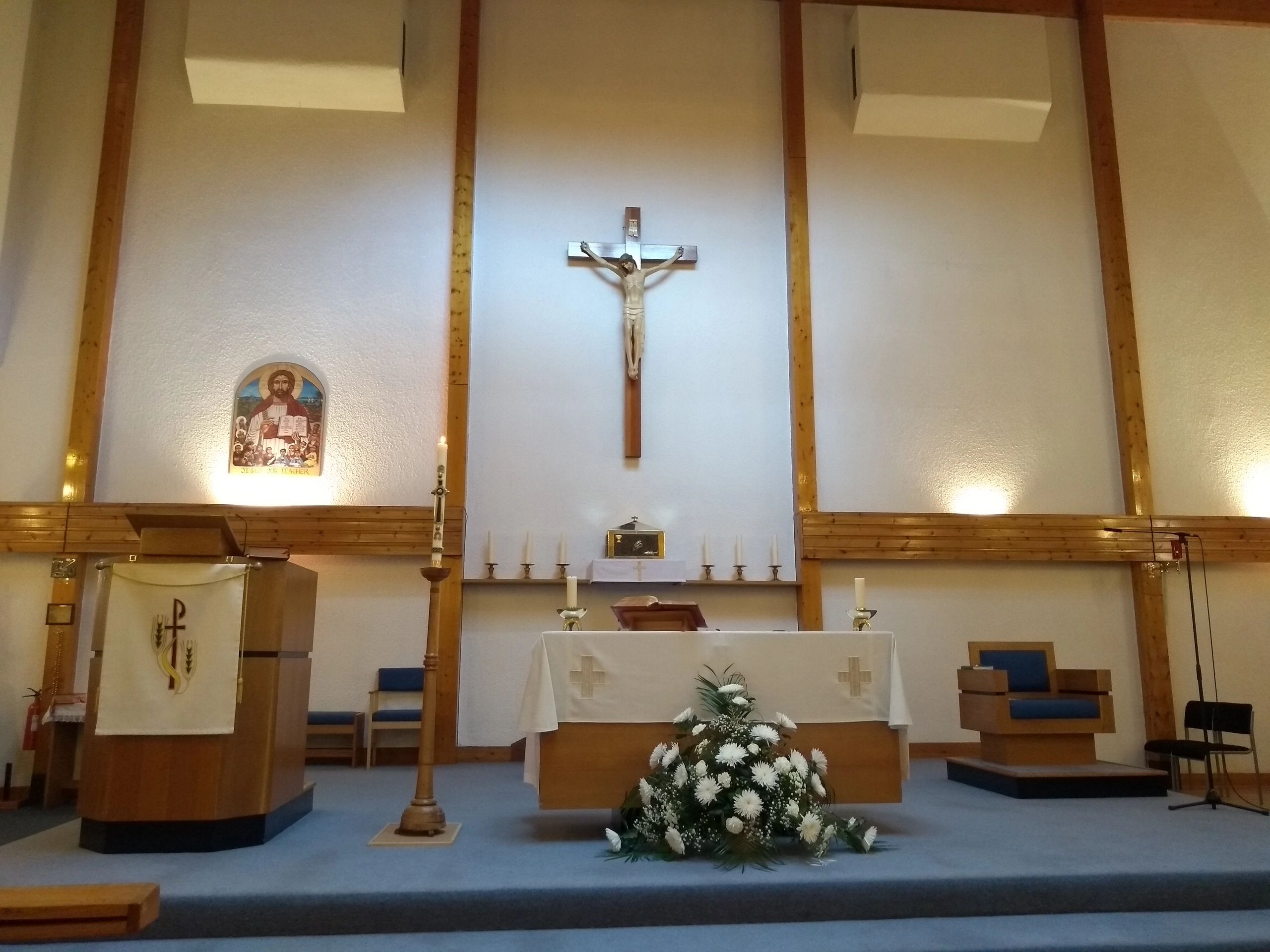 Our Lady and Saint Helen's Roman Catholic Church, Condorrat