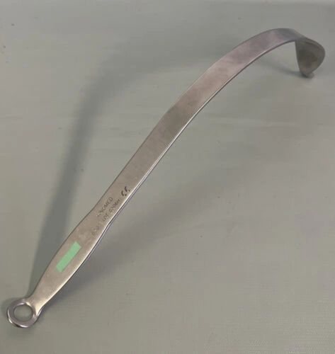 Innomed 6135 Deep Cobra Retractor