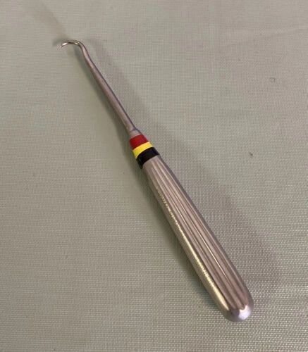 Kirwan Surgical 50-1004 Shoulder Repair Curved Awl, 7.5"
