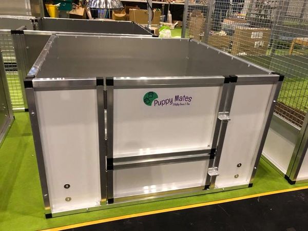 40" x 40" x 24"Whelping Box
