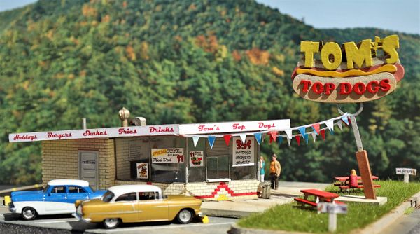 TOM'S Top Dogs - HO scale
