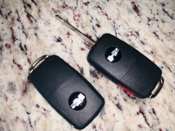 2003-2007 Hummer H2 Switch blade key FOB