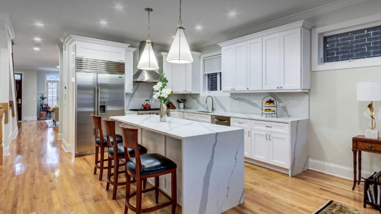 Kitchen Cabinets and Countertops - AJ CUSTOM DESIGNS
