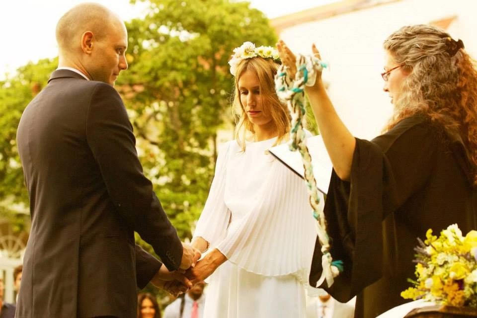 What is a Handfasting?