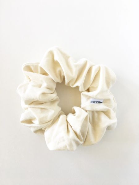 Scrunchie ~ White Down