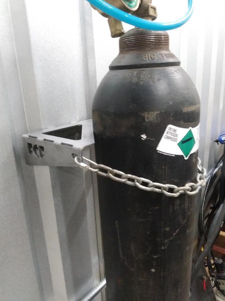 Welding Bottle Wall Mount