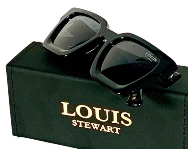 Thee Boss Black | The Louis Stewart Collection