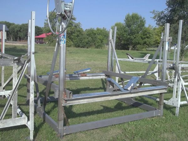 2096 FLOE Aluminum Vertical Boat lift