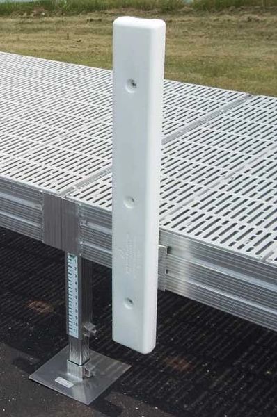 Daka Low Pro Vertical Dock Bumper