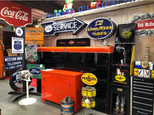 Back In The Day Classics - Antique Stores - Orange, California