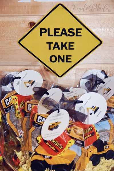 1 Construction Theme Sign ~ Please Take One