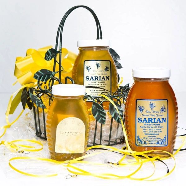 HONEY LOVERS GIFT BASKET