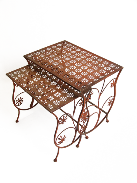 WROUGHT IRON SIDE TABLE - RUST