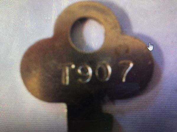 1 Vintage Antique Old Trunk T907 Chest Key Keys