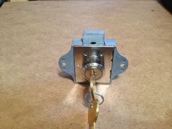1 Indiana Cash drawer lock-Deadbolt type-locks-keys-key