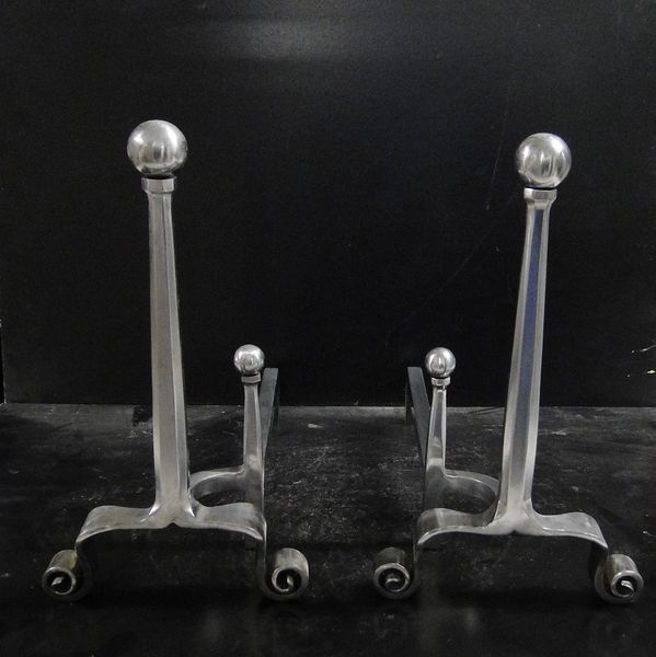 REPRO STEEL DOG LEG, WITH BALL FINIALS