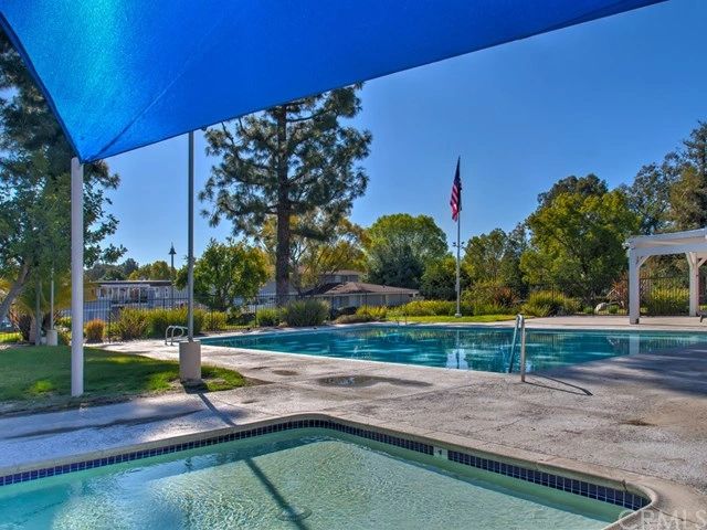 Aliso Villas 1