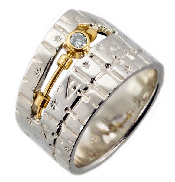 Time Traveler Angles Ring with Diamond