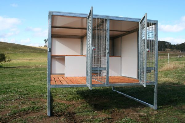 Heavy Duty 2 Bay Raised Dog Kennel