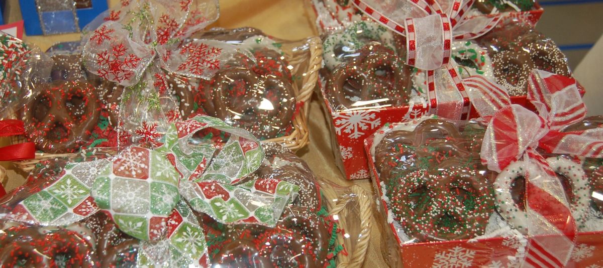 Robins Cakes and Candies