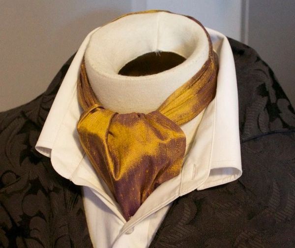 Gold with Violet Dupioni Silk Day Cravat