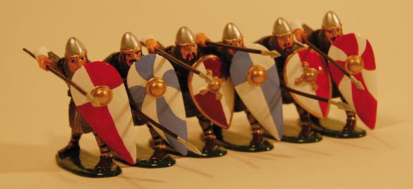 Shield wall (single figure) - Norman 1066 - Gloss painted 54mm metal