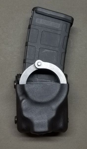 AR-15 Magazine Pouch W/Handcuff Holder on Top